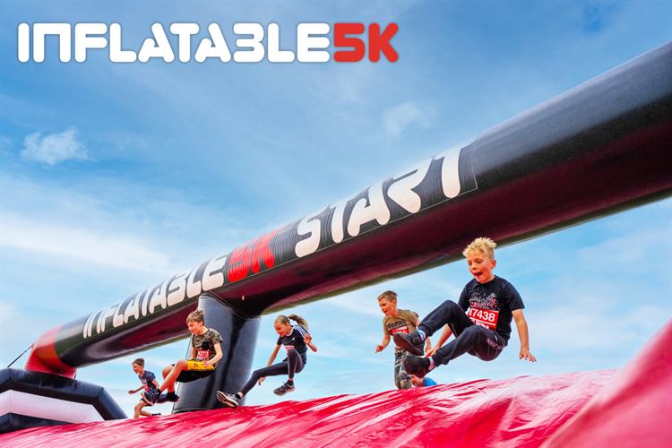 Inflatable 5k Brands Hatch