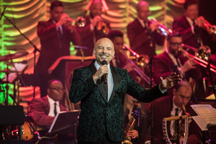 Christmas with the Len Phillips Swing Orchestra